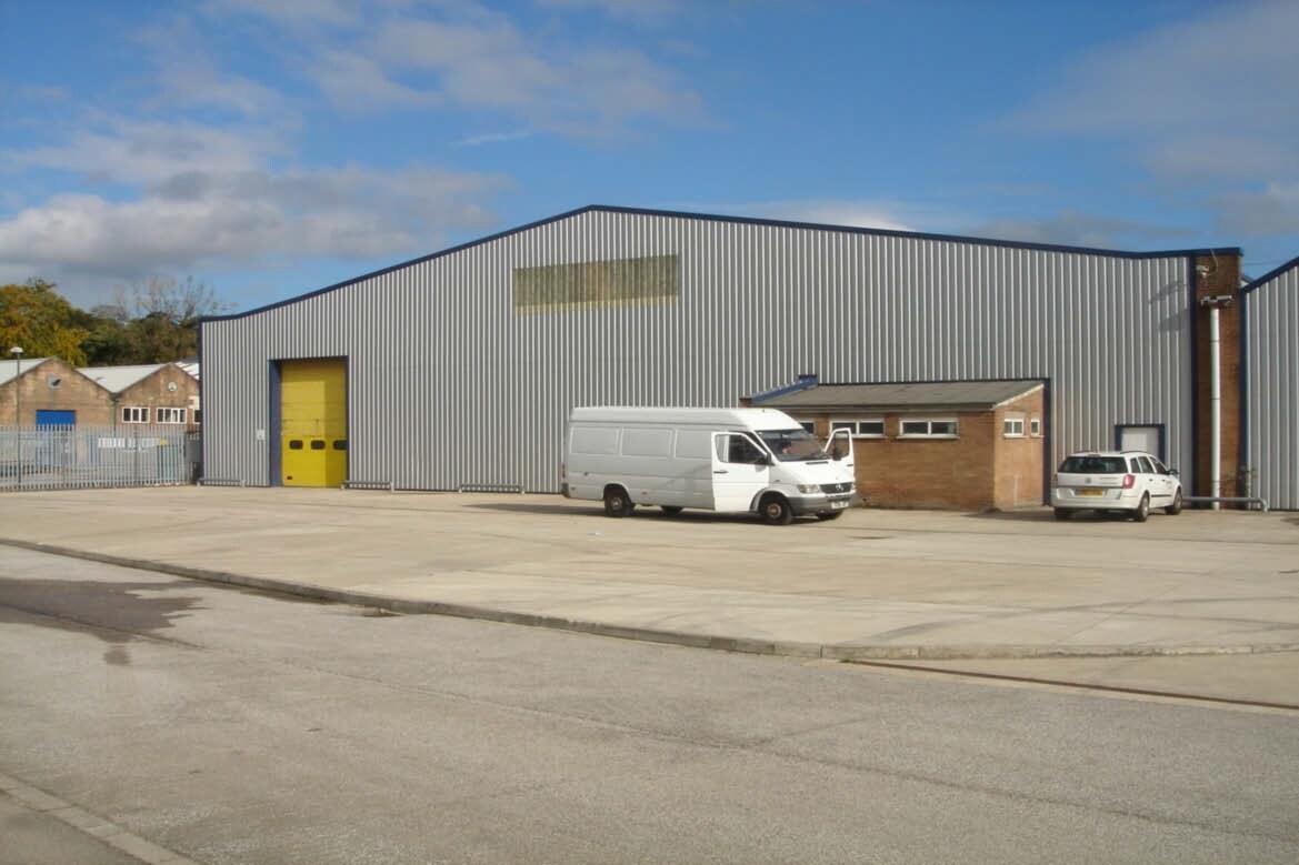 Woolley Bridge Rd, Glossop, SK13 2NS - Office for Rent - 2,366 SF - GBR
