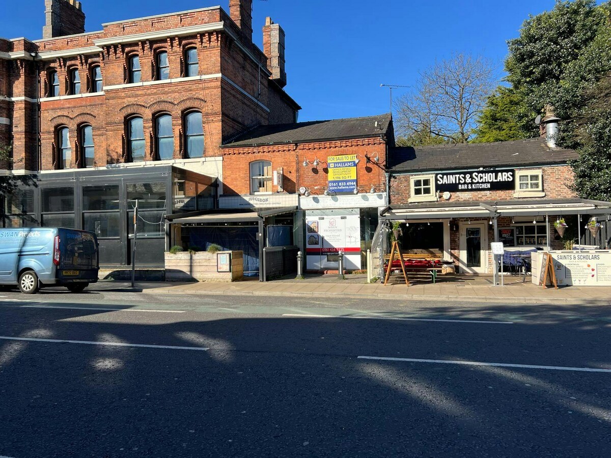 696 Wilmslow Rd, Manchester, M20 2DN - GBR