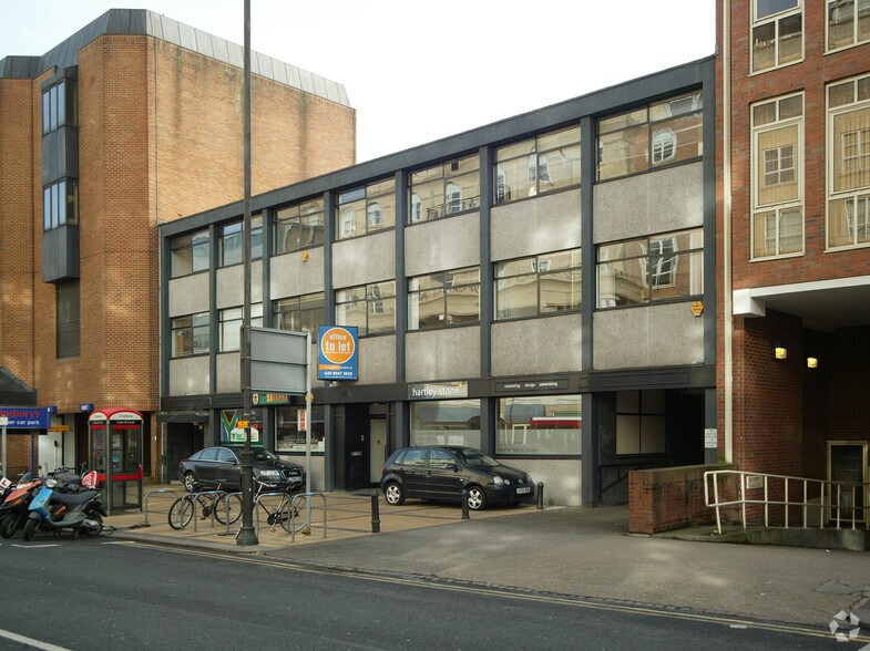 20-22 Worple Rd, London SW19 4DH - Barry House | LoopNet UK