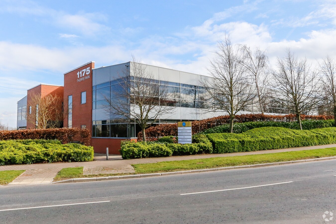 1175 Century Way, Leeds LS15 8ZB | LoopNet UK