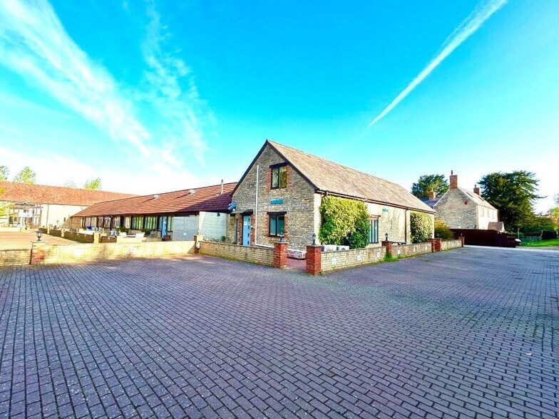 1 Tower Hill Business Park, Bicester, OX27 9BD - Industrial / Service ...