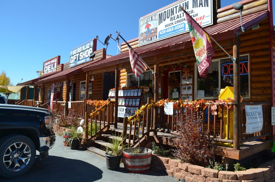 815 E Movie Ranch Rd, Duck Creek Village, UT 84762 - USA