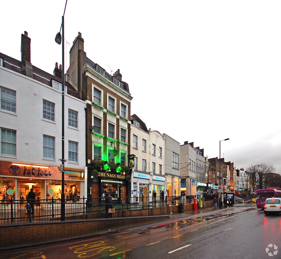 12 Upper St, London N1 0PQ | LoopNet.co.uk