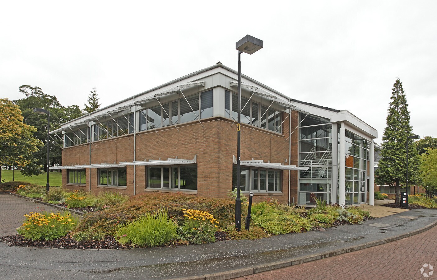 9 Pochard Way, Bellshill ML4 3RA | LoopNet UK