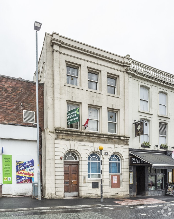 8 Church St, Darwen, BB3 2RE - GBR