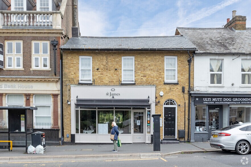 30 High St, Bushey, WD23 3DN - GBR