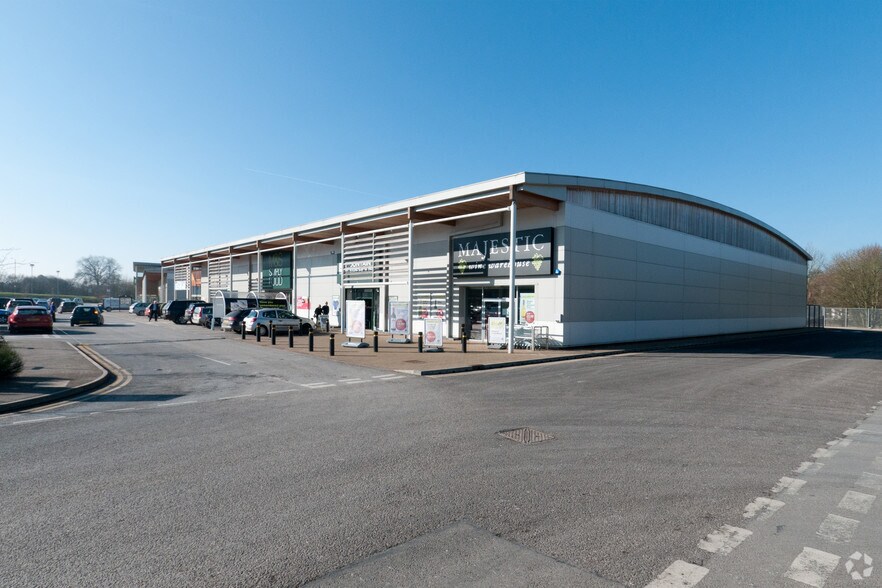 Clifton Rd, Ashbourne, DE6 1DX - Waterside Retail Park | LoopNet UK