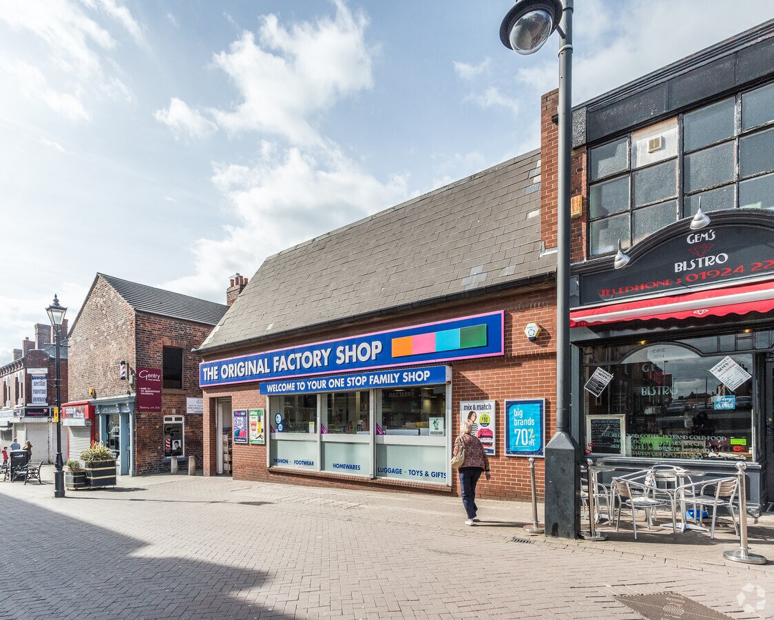 39-43 High St, Normanton WF6 2AF | LoopNet UK