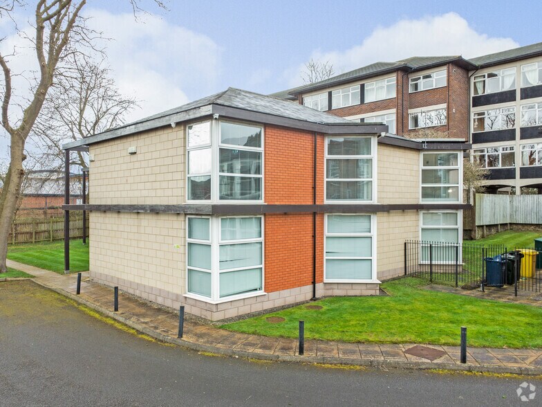 Fenham Hall Dr, Newcastle Upon Tyne, NE4 9YH - GBR