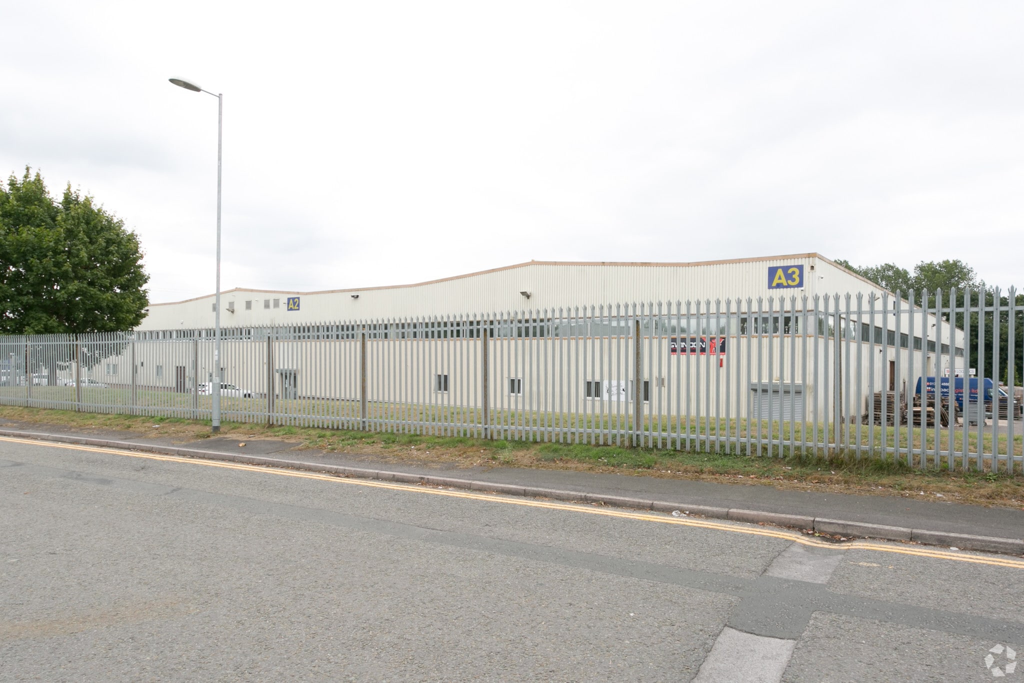 Industrial Space to Rent - R H Claydon Ltd, Stephenson Rd, Swindon ...