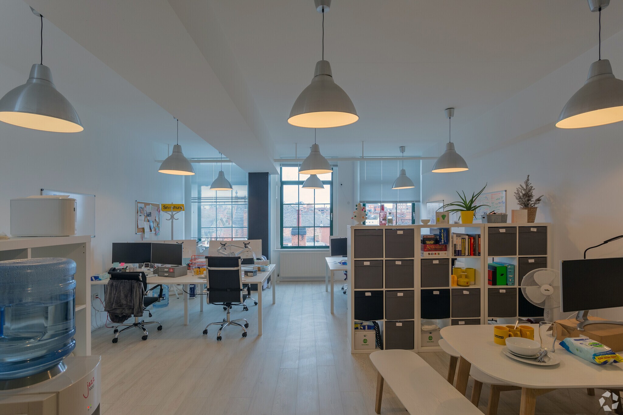 25-27 Castle Gate, Nottingham NG1 7AR - St Nicholas Court | LoopNet.co.uk