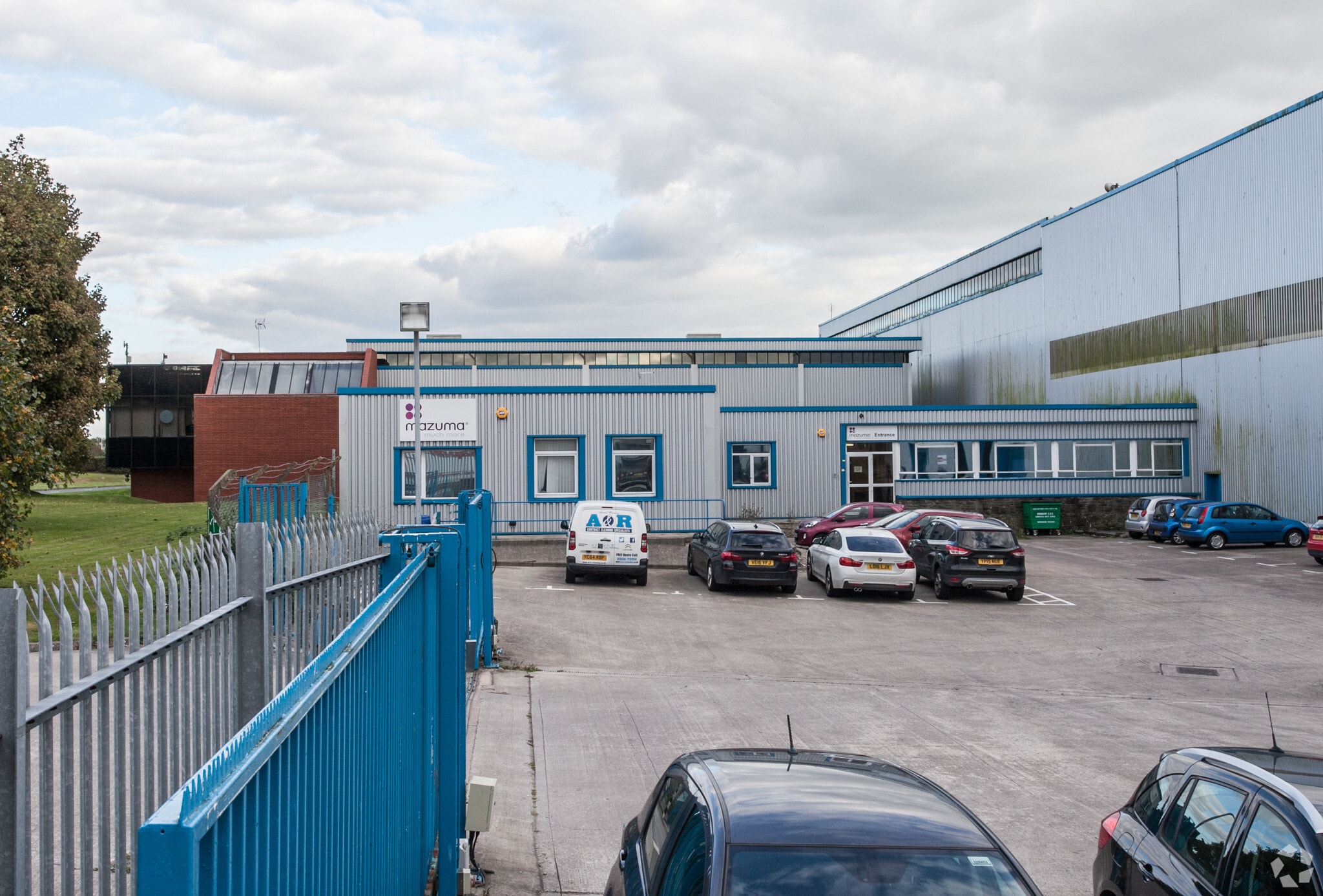 Kingsway, Bridgend, CF31 3YH - Kingsway Buildings - Industrial to Rent ...