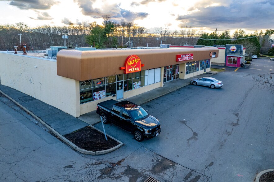 245 State Rd, Dartmouth, MA 02747 - USA