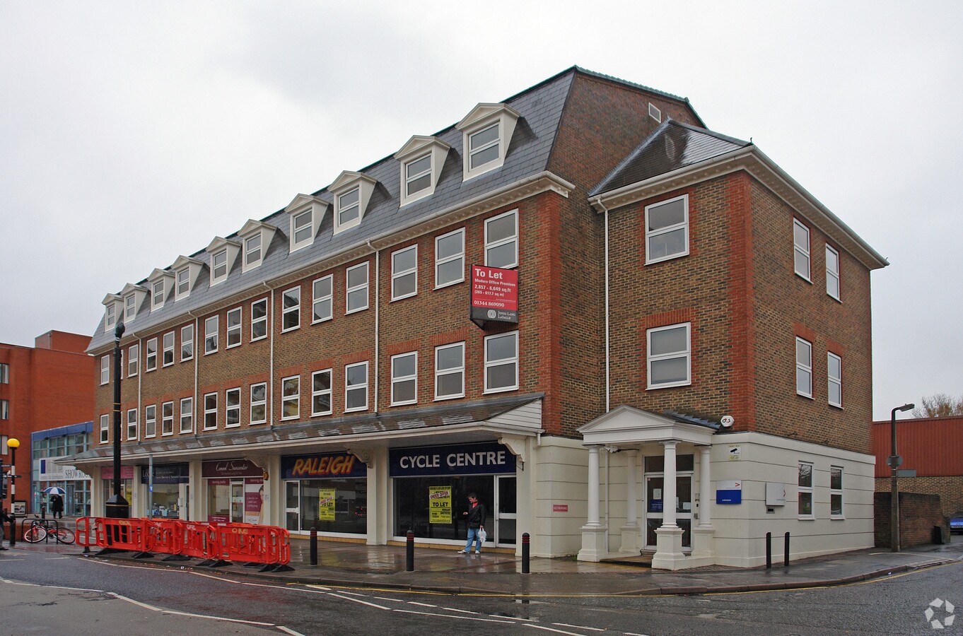 48-54 Goldsworth Rd, Woking, GU21 6LE - GBR