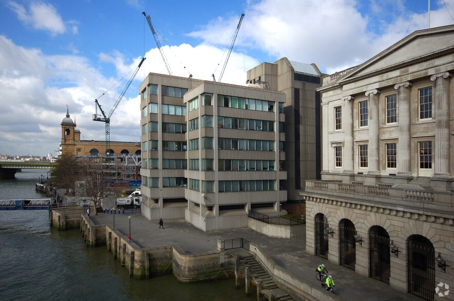 1 Swan Ln, London, EC4R 3TN | LoopNet UK