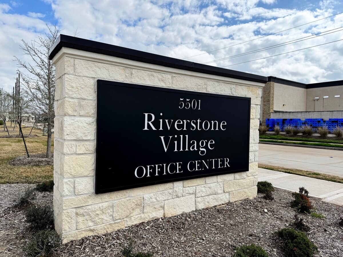 5501 Cabrera Dr, Sugar Land, TX 77479 - Riverstone Village - USA