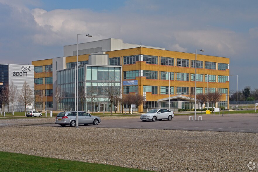 Boundary Way, Hemel Hempstead, HP2 7YU - Hemel One | LoopNet UK