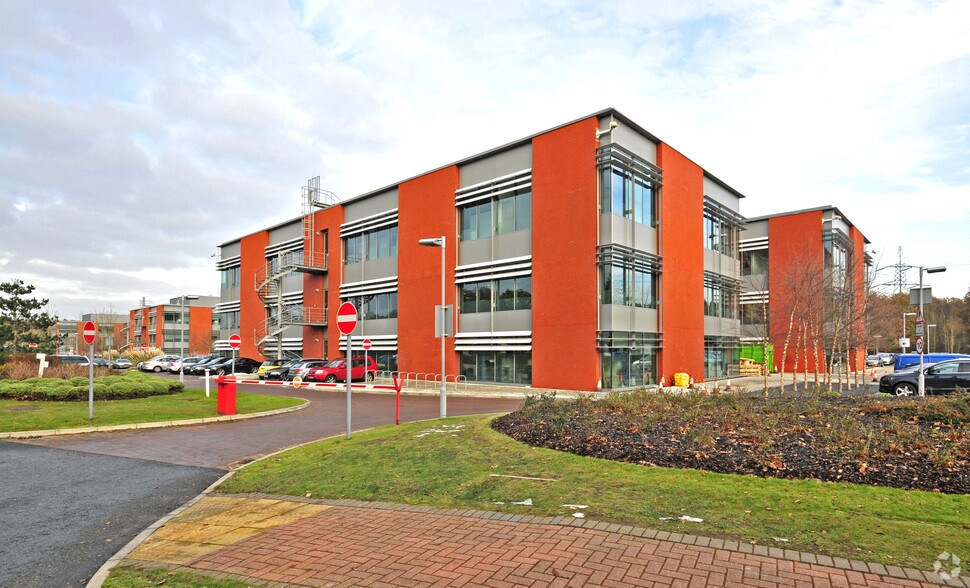 4000 Parkway, Fareham, PO15 7FL - Solent Business Park - Office for ...
