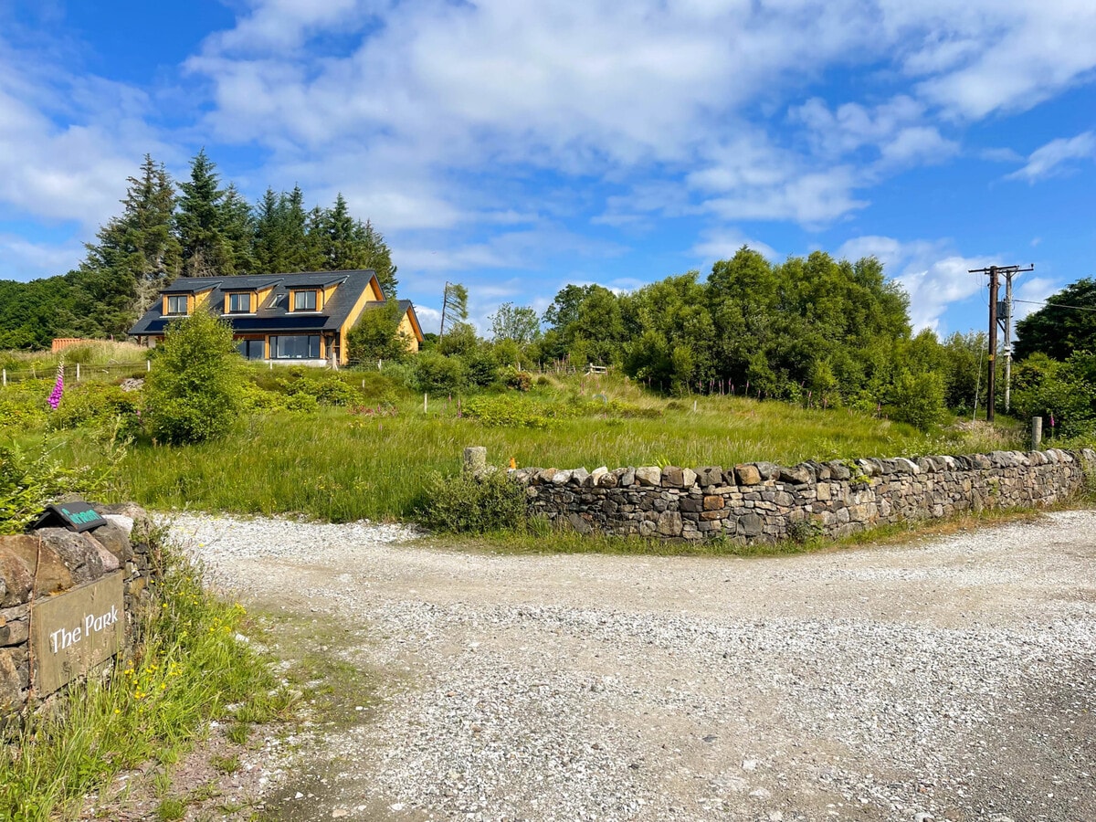 Land Property for Sale in 17 Camuscross, Isle Of Skye, IV43 8QS | LoopNet