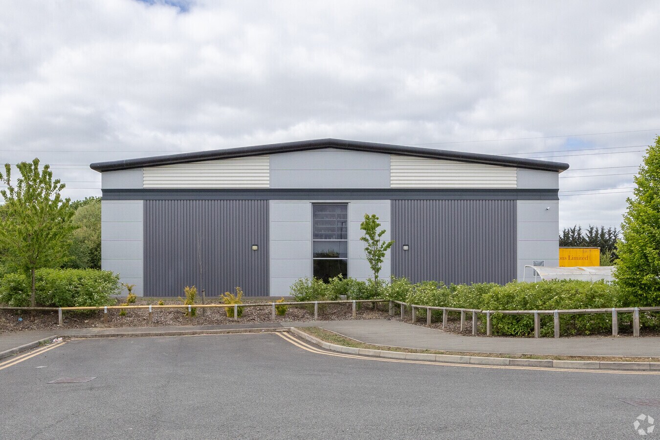 Omega Court, Phoenix Park Way, Corby, NN17 5BF | LoopNet