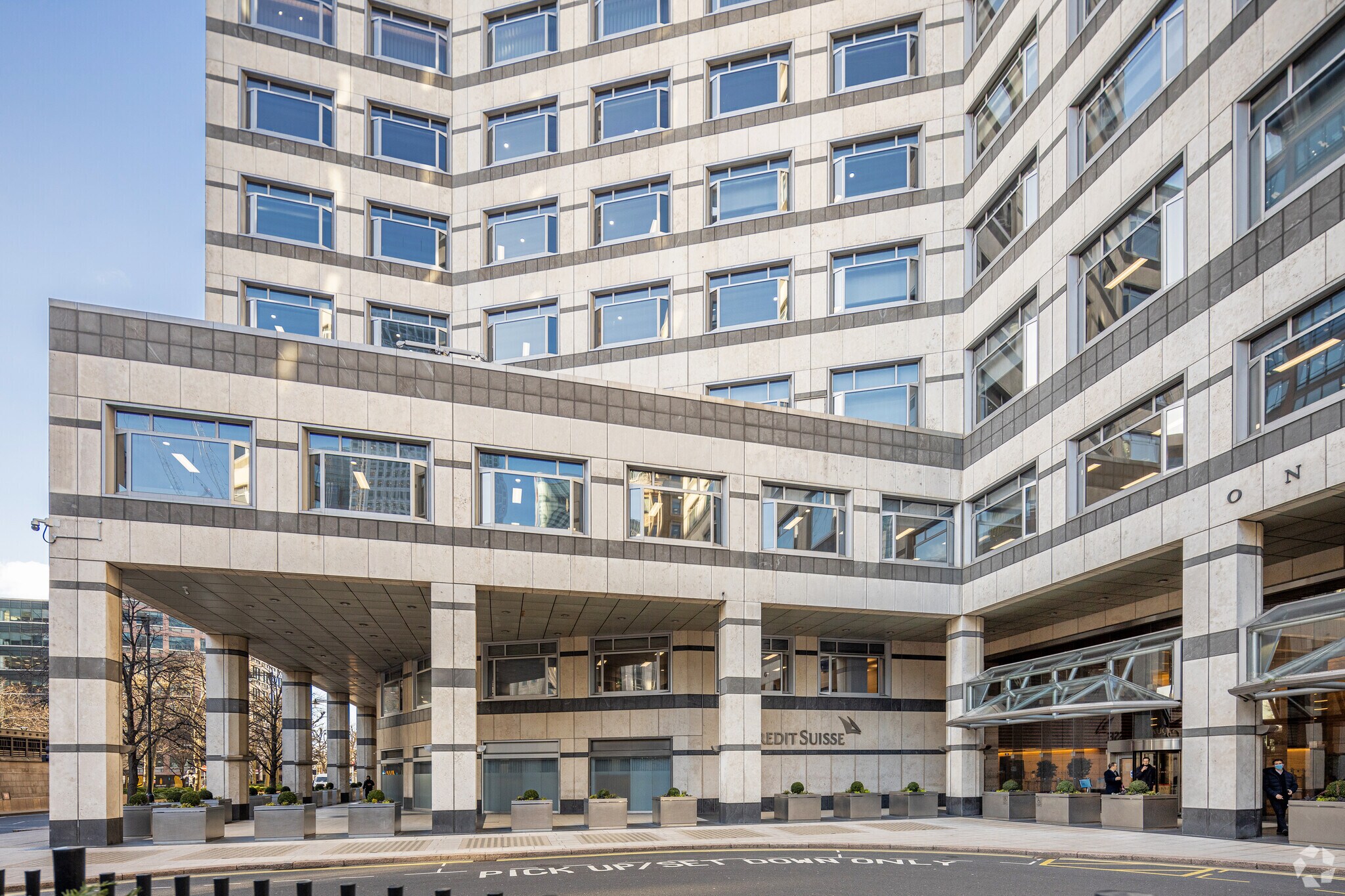 1 Cabot Sq, London, E14 4QJ - Office to Rent - 145,845 sq ft - GBR