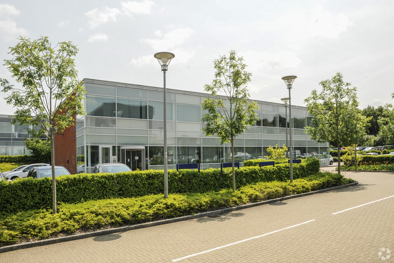 Centennial Av, Elstree, WD6 3TJ - GBR