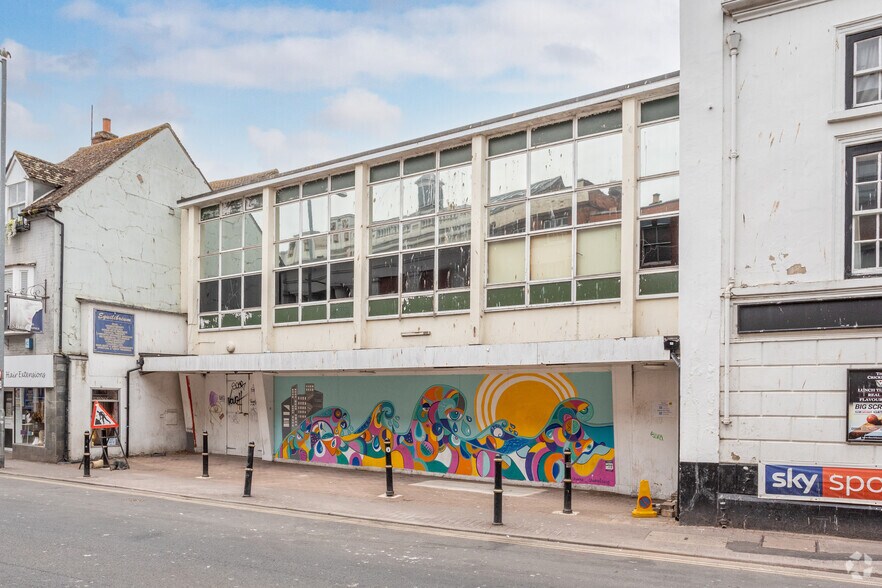 8 Angel St, Worcester, WR1 3QT - Retail for Sale | LoopNet UK