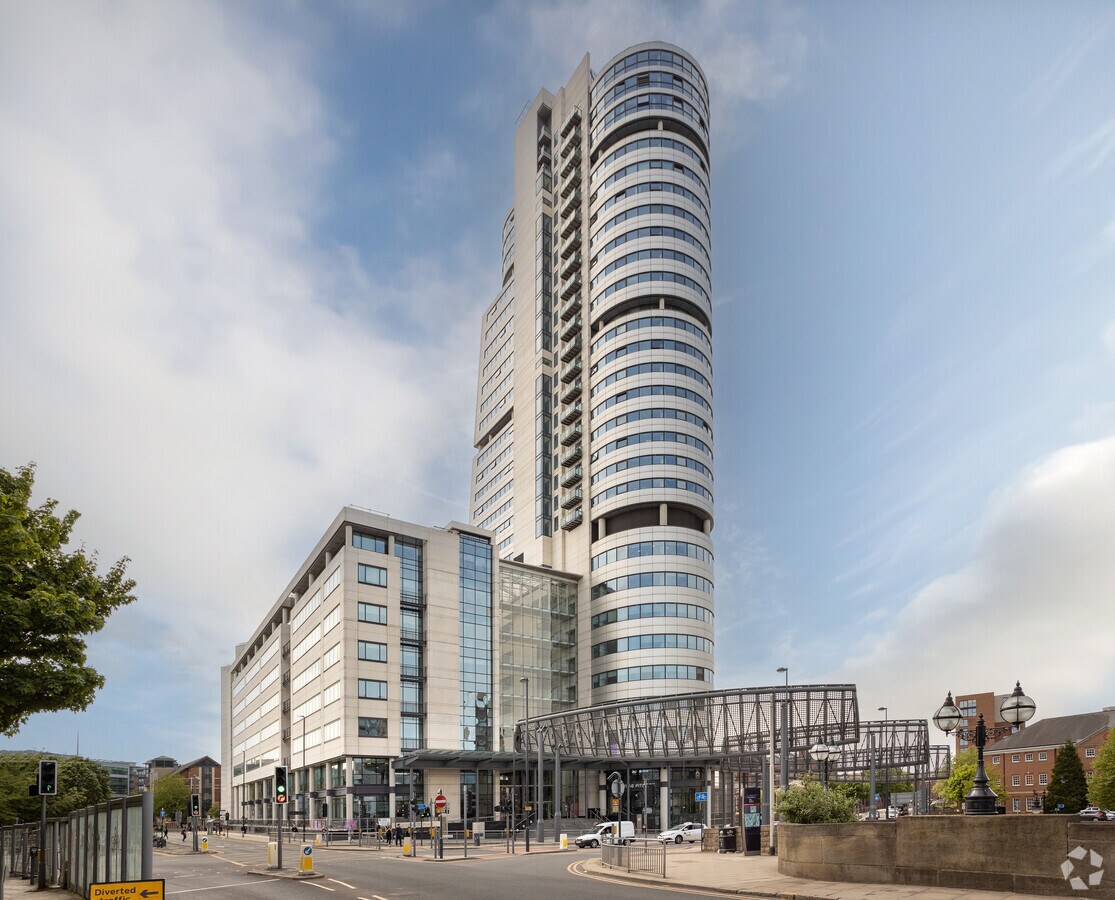 Water Ln, Leeds LS11 5BZ | LoopNet UK