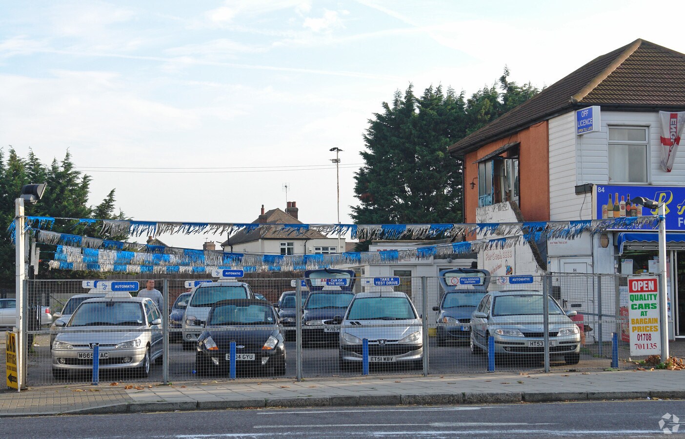 Retail Space to Rent - 86 Rainham Rd, Rainham, RM13 7RJ - 159 sq ft ...