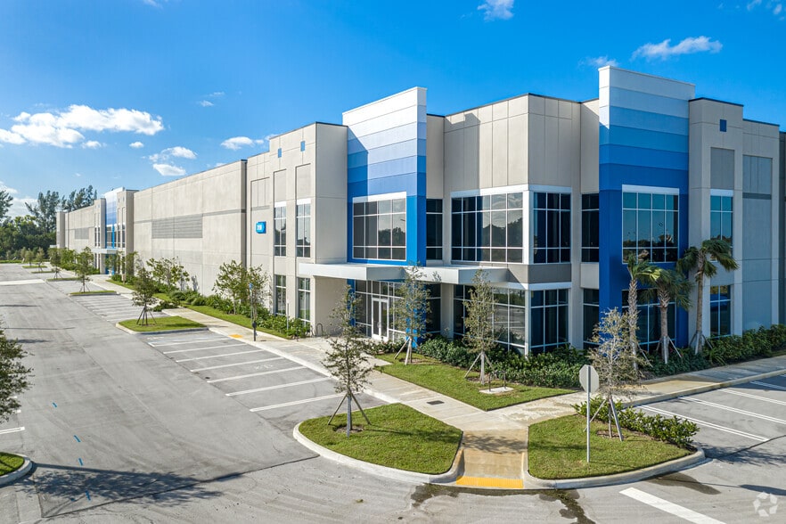 3150 NW 33rd St, Pompano Beach, FL 33069 - USA