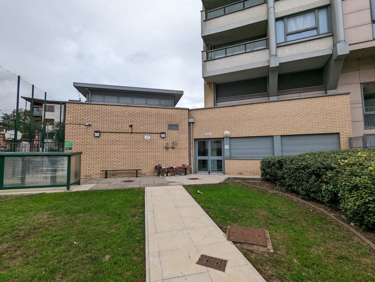 Rainhall Way, London, E3 4DQ - Office / Retail to Rent - 1,640 sq ft - GBR