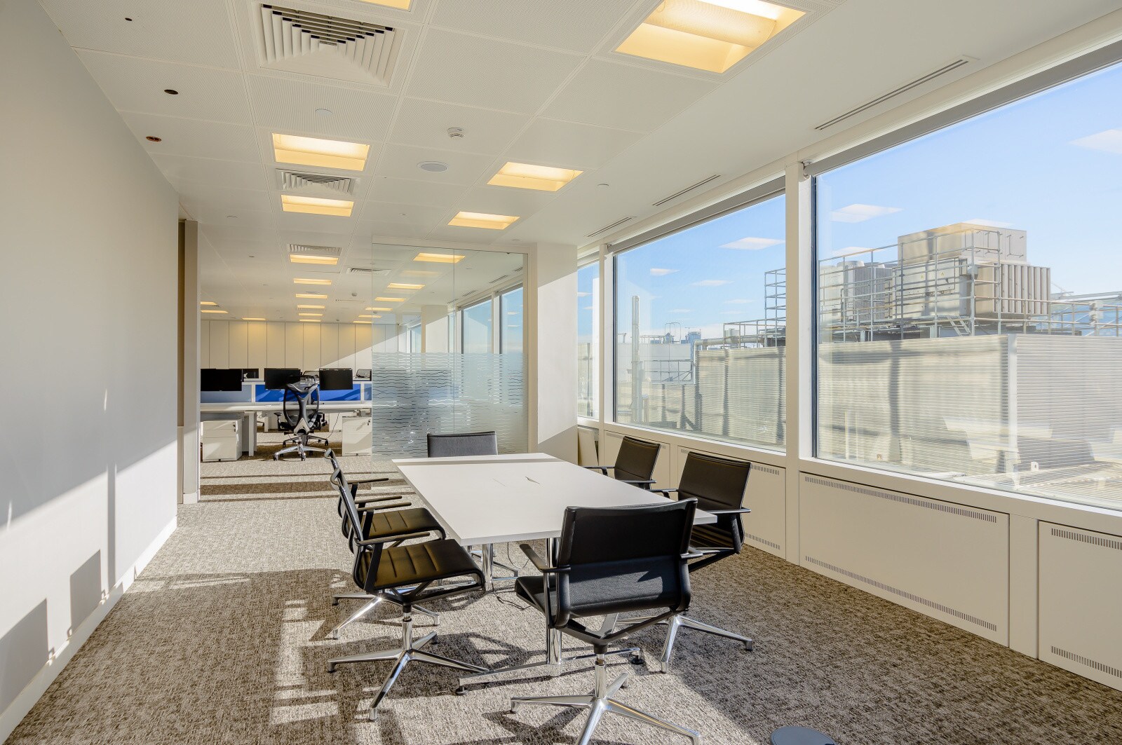 3 Thomas More Sq, London, E1W 1WY - Office to Rent - 19,841 sq ft - GBR