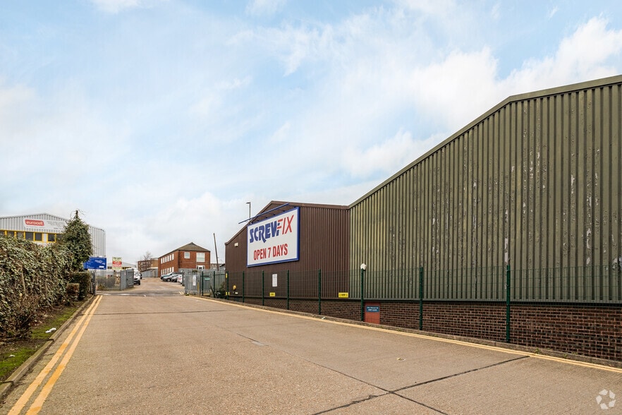 Kangley Bridge Rd, London SE26 5BA - Industrial for Rent | LoopNet UK