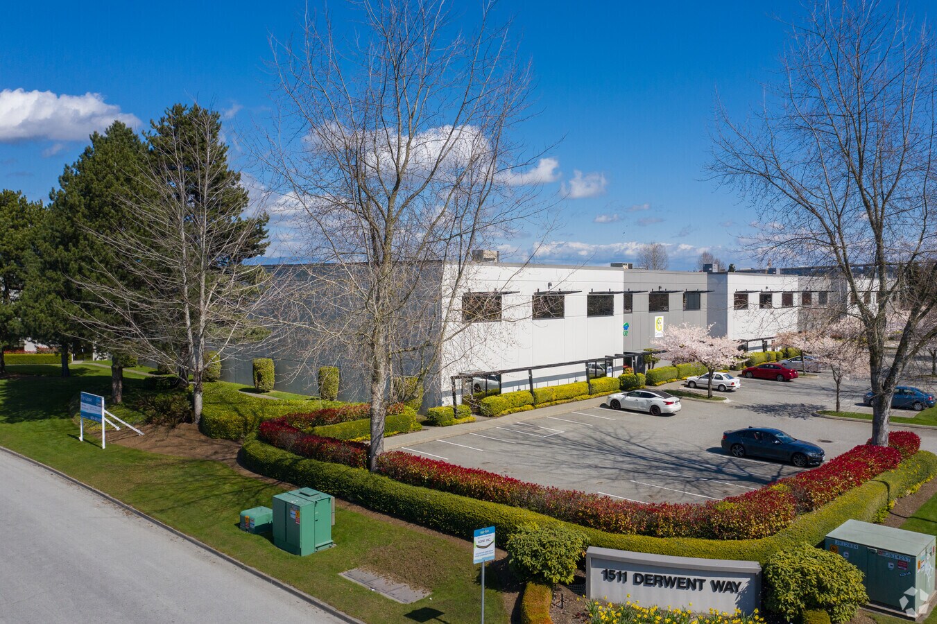 1511 Derwent Way, Delta V3M 6N4 - Office for Rent | LoopNet.co.uk