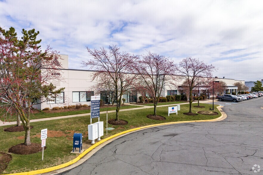 44880 Falcon Pl, Dulles 20166 - Northpointe Business Park | LoopNet UK