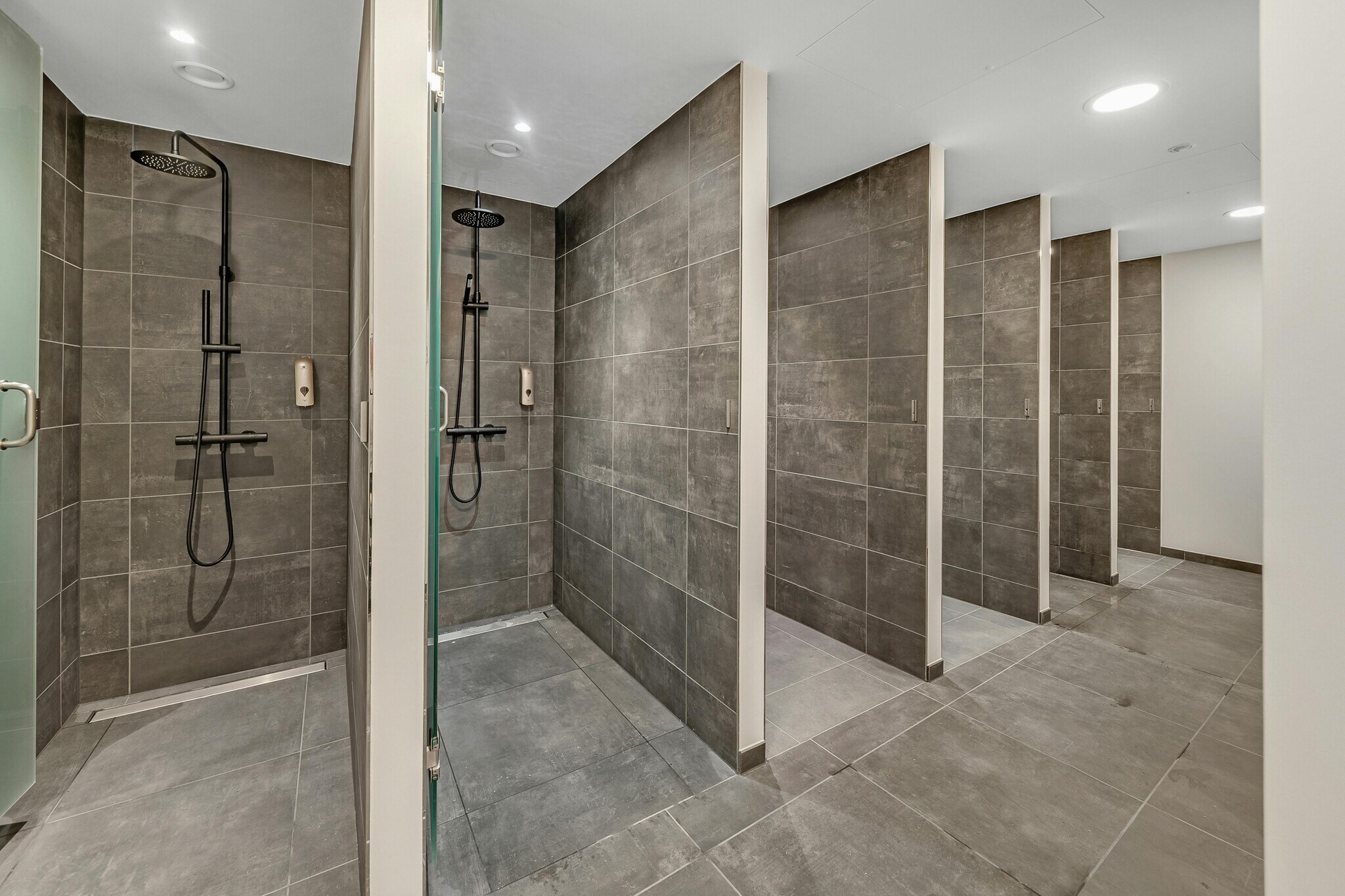 Basingstoke Rd, Reading, RG2 6DA - Campus, Reading International ...