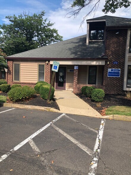 172 Middletown Blvd, Langhorne 19047 | LoopNet UK