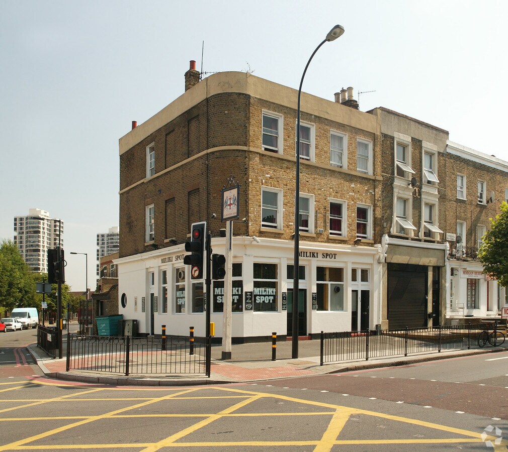 225-225A Camberwell New Rd, London SE5 0TH - Retail for Sale | LoopNet UK