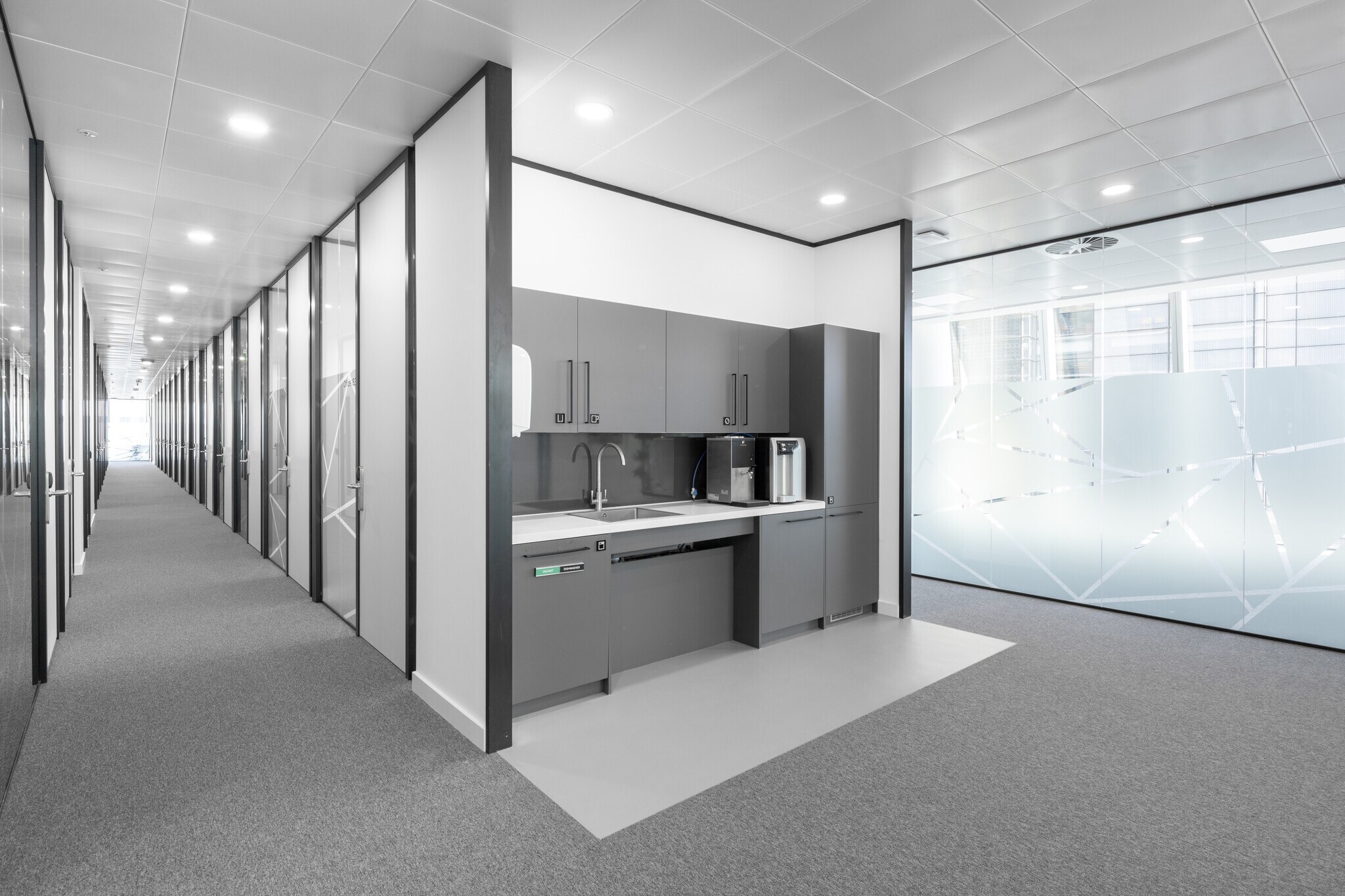 Coworking Space to Rent - 100 Bishopsgate, London, EC2M 1GT | LoopNet