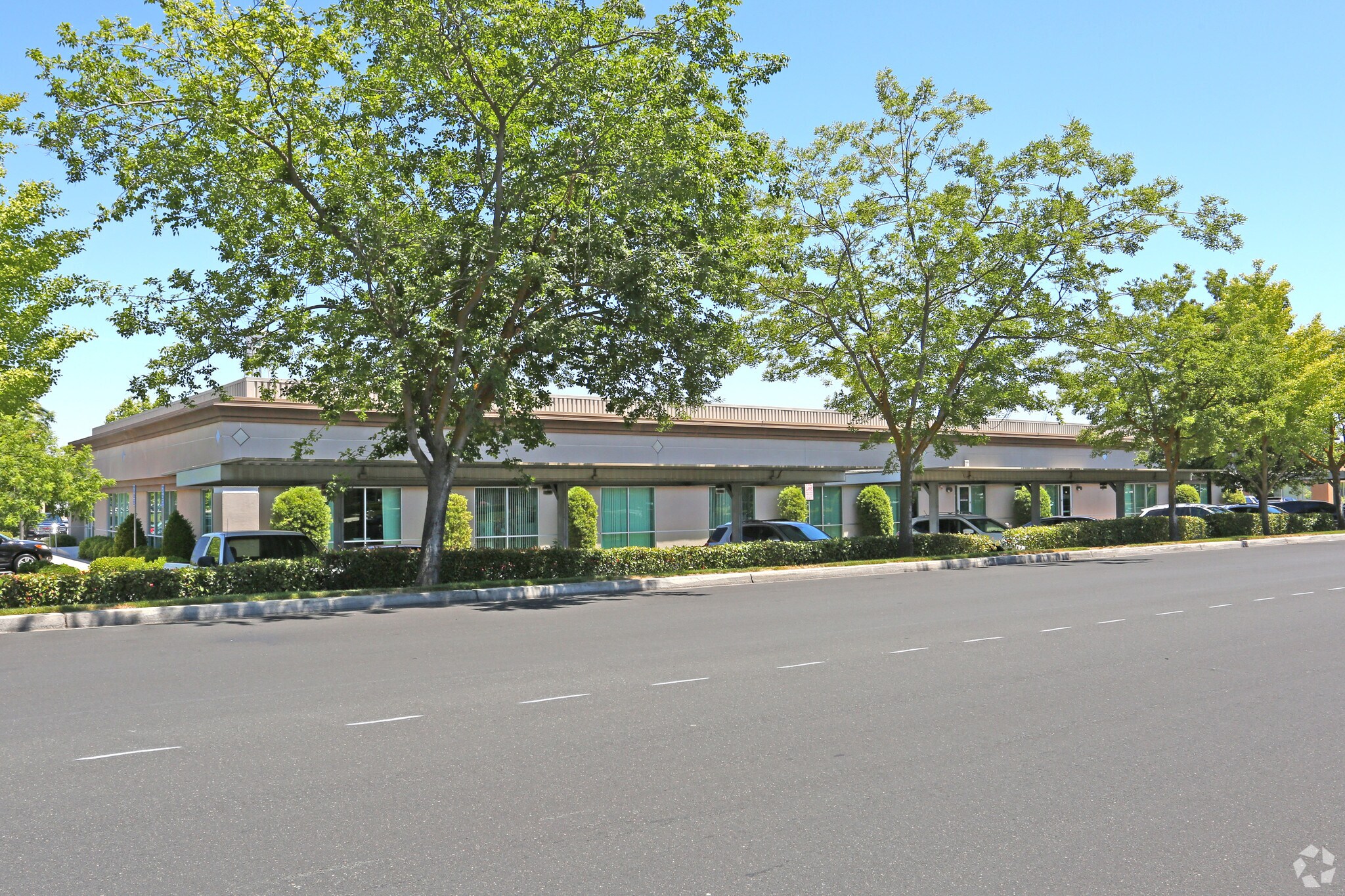 7475 N Palm Ave, Fresno 93711 - Office for Rent | LoopNet.co.uk