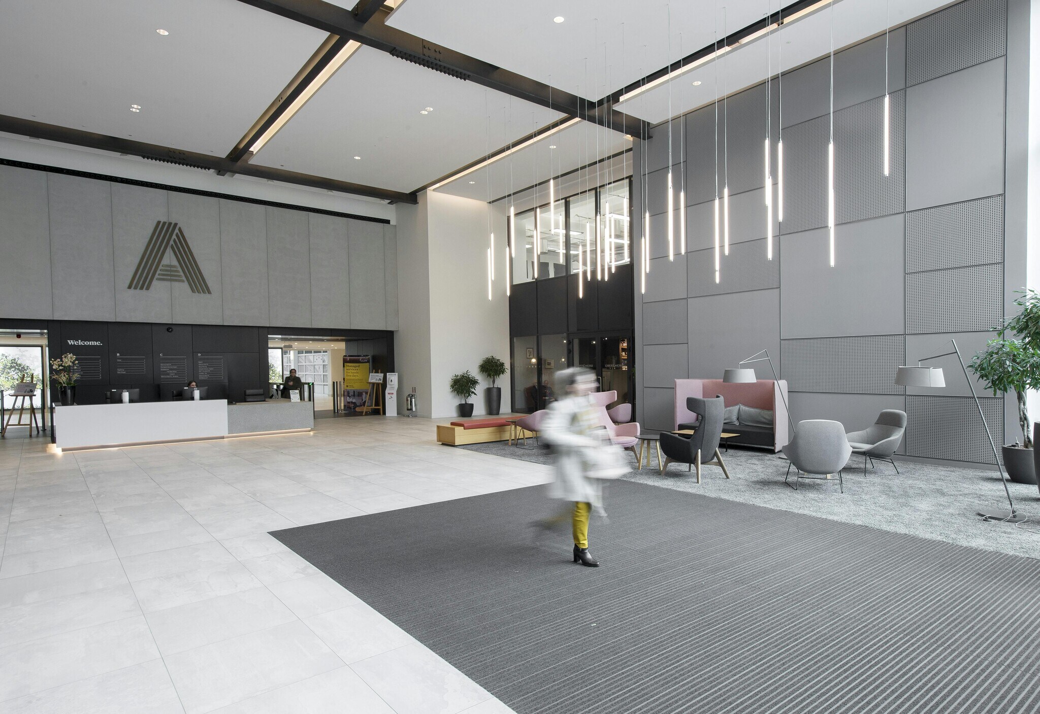 Apex, Forbury Rd, Reading, - Apex - Office to Rent - 37,277 sq ft - GBR