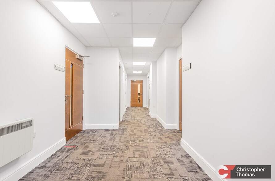 Marsham Way, Gerrards Cross, SL9 8BQ - Europa House | LoopNet UK
