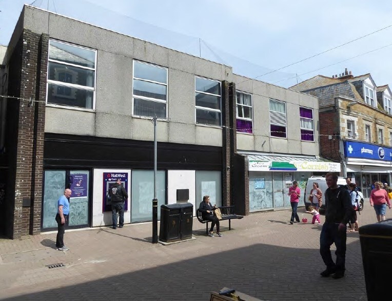 13-13A Bank St, Newquay TR7 1DH | LoopNet UK