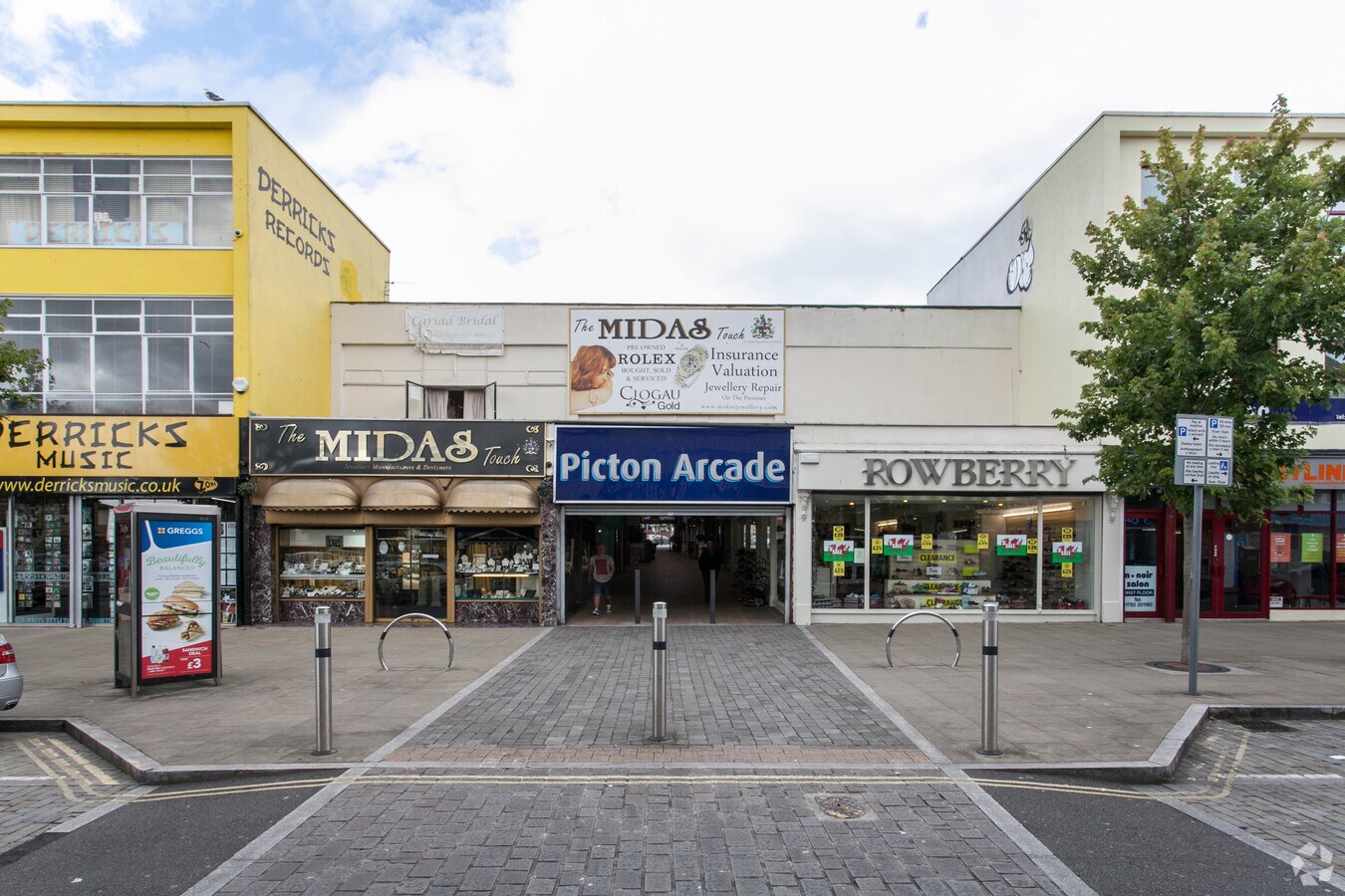 Oxford St, Swansea SA1 3BE - Picton Arcade | LoopNet.co.uk