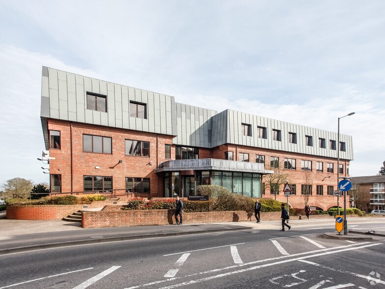 40 London Rd, Reigate, RH2 9QP | LoopNet UK