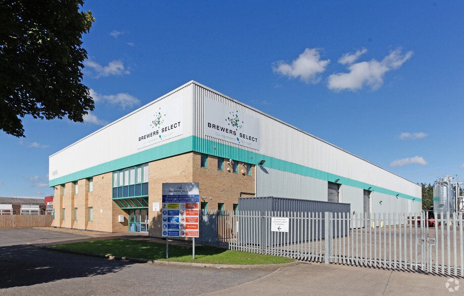 Fengate, Peterborough, PE1 5PE - Fengate Point - Office for Rent ...