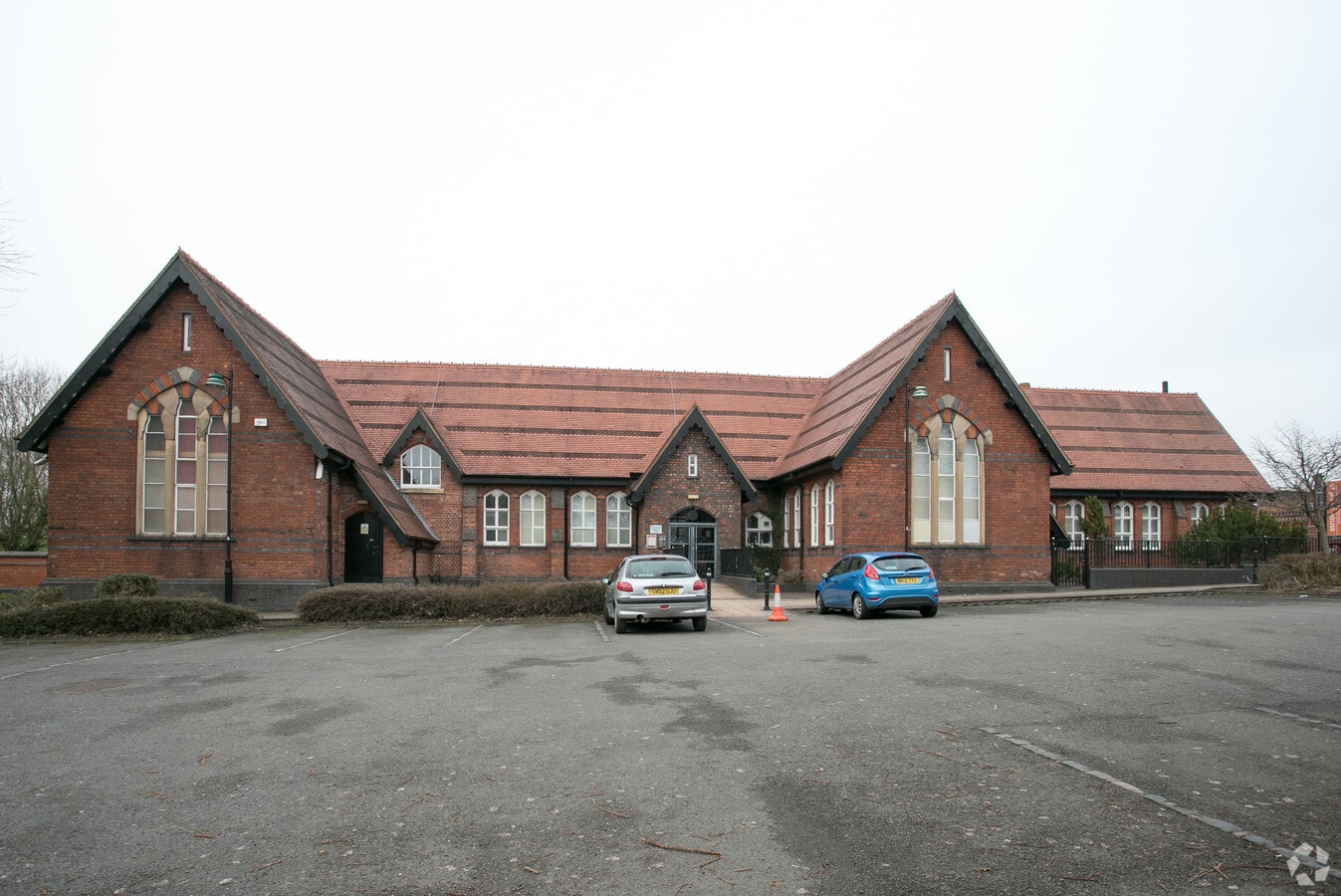 St James House, Webberley Ln, Stoke On Trent, STS ST3 1RJ | LoopNet UK