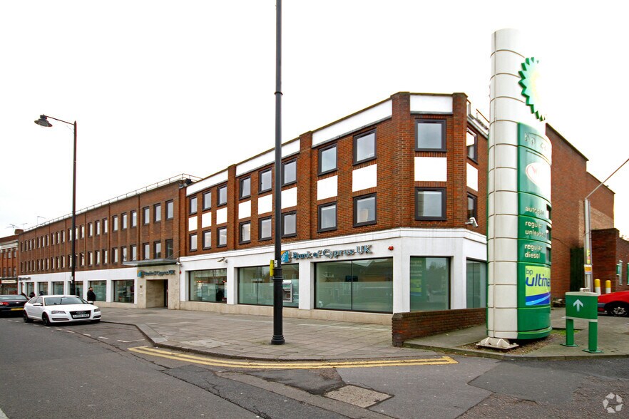 87-93 Chase Side, London, N14 5BU - Retail / Storefront for Sale ...