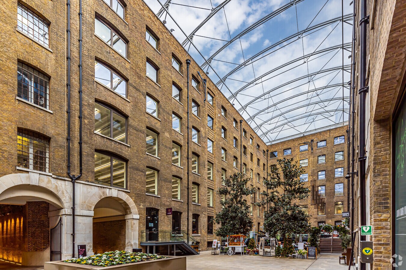 9 Devonshire Sq, London EC2M 4YF | LoopNet UK