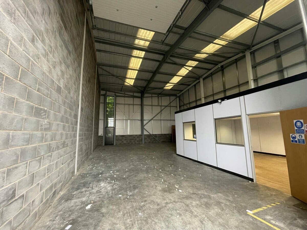 Neilson Rd, Gateshead, NE10 0EQ - GBR